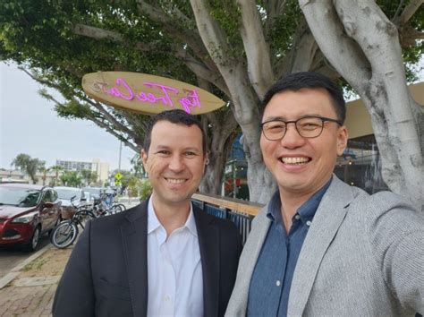 Linkedin Youngsooys Lee 페이지 안녕하세요 이번 주는 베스트셀러 디커플링의 저자 탈레스 교수님을