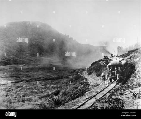 Colorado La Veta Pass Na Train And Passengers At La Veta Pass