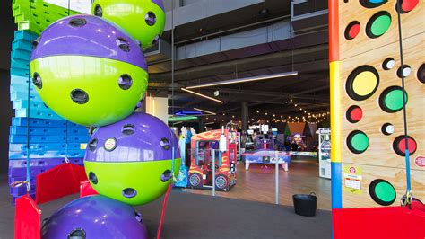 iPlay :: Diverse Project Group - Award Winning Shopfitting, Commercial ...