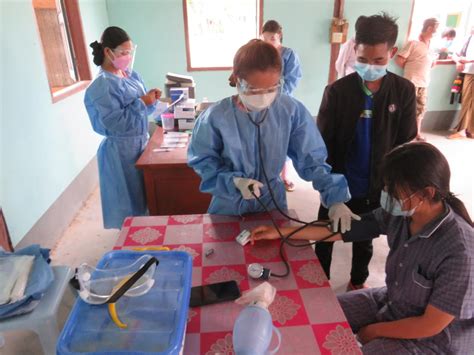 မိုင်းခတ်မြို့နယ်၌ အသက် ၁၂ နှစ်အထက် ကိုဗစ် ၁၉ ရောဂါကာကွယ် ဆေးထိုးနှံရန် ကျန်ရှိ နေသူများအား