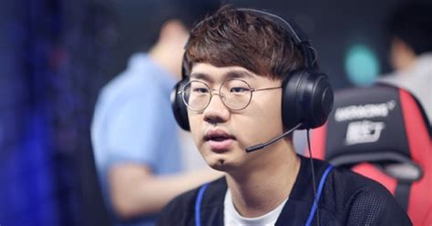 롤드컵 선발전 아프리카 화력 뽐낸 쿠로 크레이머 앞세워 선취점