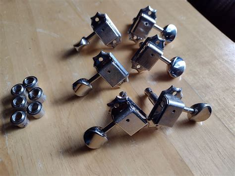 Tuners Gotoh Vintage Oval Knob 3x3 Nickel Aged Relic Reverb