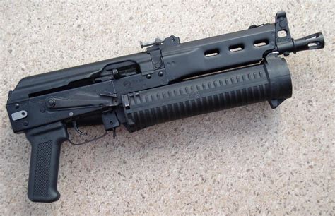 Submachine Gun Wallpapers Weapons Hq Submachine Gun Pictures 4k