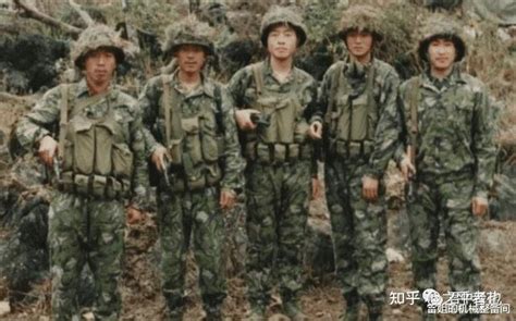 81式大五叶迷彩衣，颜值高伪装强，曾是侦察兵的无形荣耀 知乎