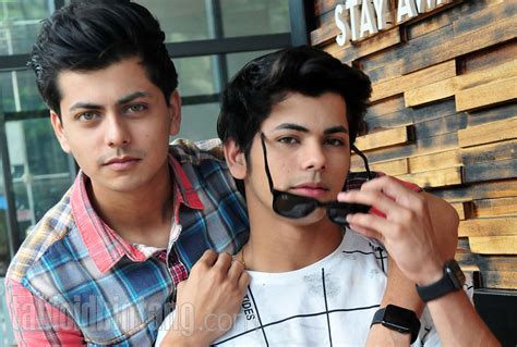 Siddharth Nigam Berkali Kali Membuat Abhishek Nigam Menangis