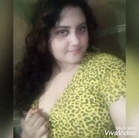 Indian Bhabhi On Live Video Call Nipples Porn Xhamster