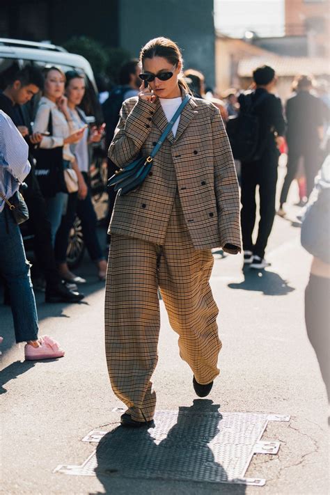 The Best Street Style From Milan Fashion Week Aw23 Artofit