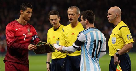Leo Messi znów zagra przeciwko Cristiano Ronaldo Saudyjczycy szykują umowę