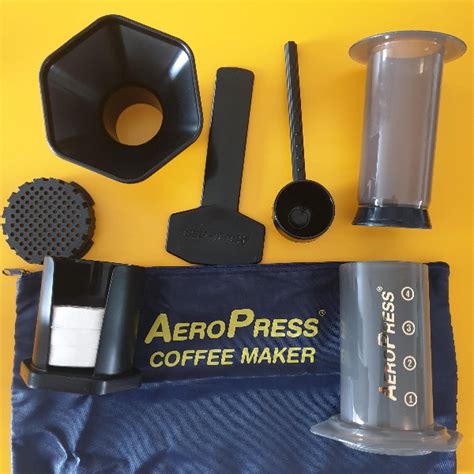 에어로프레스 소개 에어로프레스 특징 장·단점 및 추출 레시피 알아보기