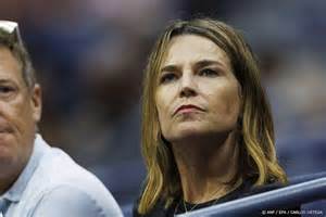 Tv Presentatrice Vs Wil Betalen Om Moeder Terug Te Krijgen