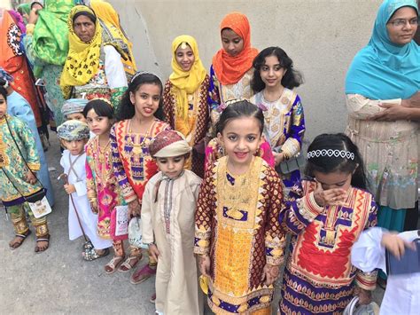 مظاهر عيد الفطر في سلطنة عمان المرسال
