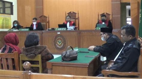 Hakim Vonis Lepas Satu Keluarga Terdakwa Kasus Pemalsuan Di Kabanjahe