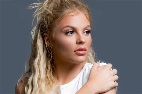 Luísa Sonza E O Seu álbum De Estreia Pandora Keeping Track