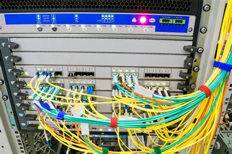 A Backbone Network Router With Many Optical Links Is Located In The