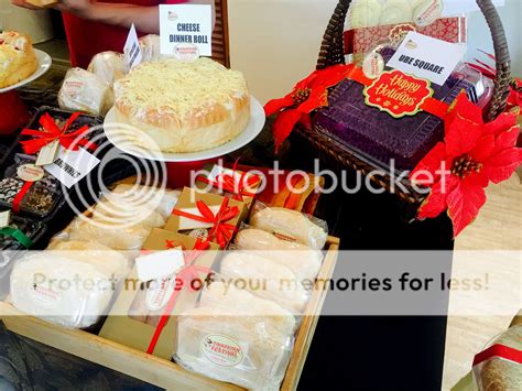 Tinapayan Festival The House Of Bread Holiday Bread Selection Dianne Karol Sun Kissed Wanderer