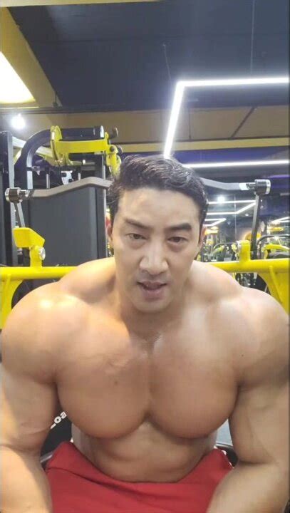 Korean Bodybuilder Sweaty And Working Out