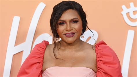 Mindy Kaling And Meghan Markle Talk The Reality Of Being Single