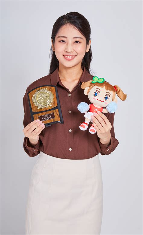 ピクチャンイメージガールの3人がアンバサダーに就任しました！ ピクチャン「コンビニ証明写真」200円！