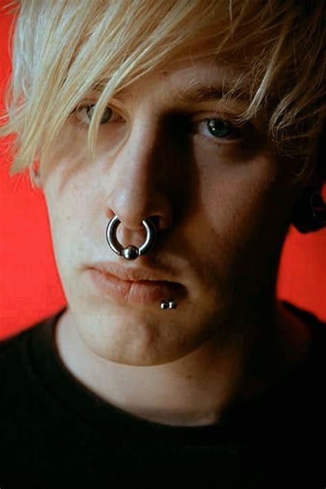 Pin By Camofreak On Piercing Septum Piercing Men Septum Piercing