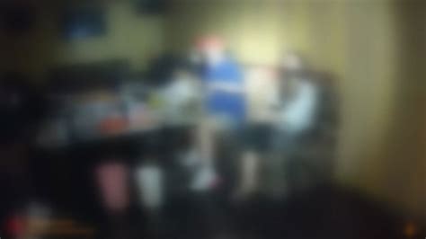 전국 불법 영업 노래주점 비밀 공간에 숨은 15명 적발 Ytn