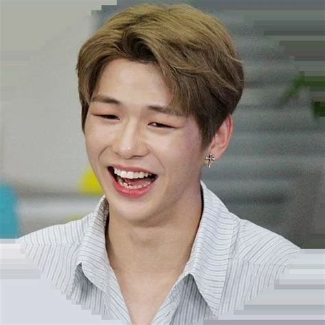Jonafzan Kang Daniel — Whatsapp Stickers Pack