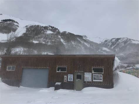 Avalanche Class Opens Up New Terrain Ksjd