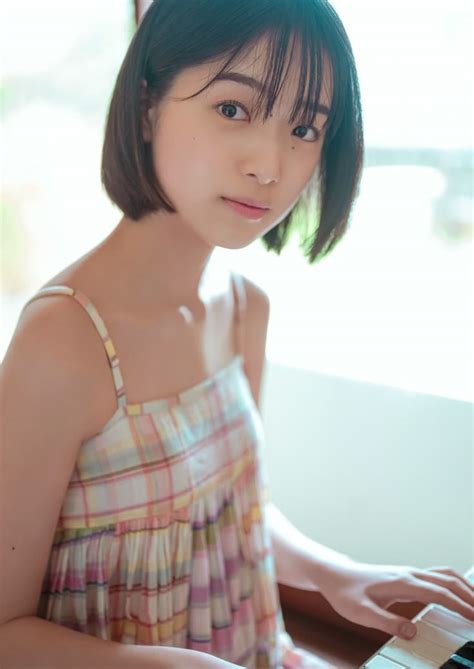 早瀬憩 最新グラビア画像 12枚 マブい女画像集 女優・モデル・アイドル ショートカット 健康な女性 女 画像
