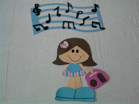 Penha Peroni Artes Em E V A Menina Notas Musicais 02