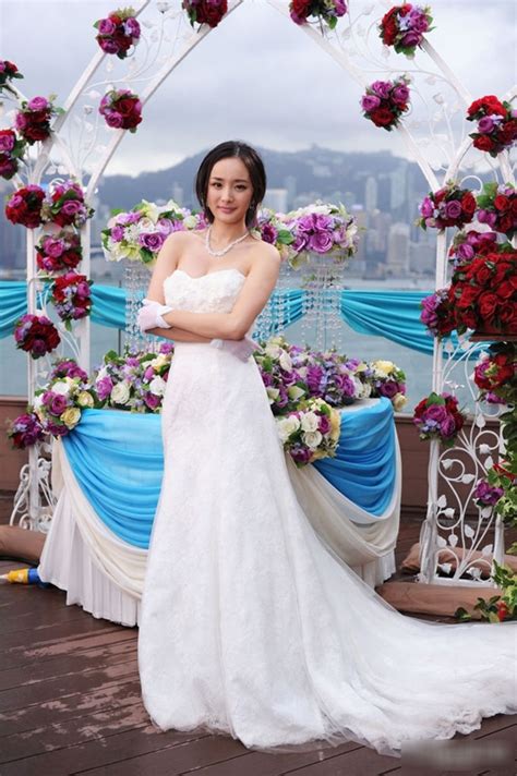 杨幂刘恺威绝密婚纱照曝光 被赞唯美大气11社会万象99养生堂