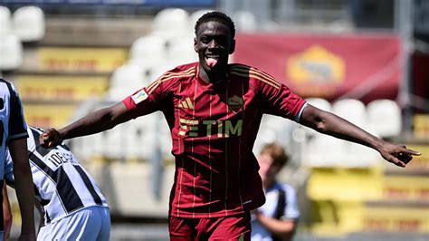 Mohamed Seck 5 Things To Know About As Romas Senegalese Gem Foot Africa