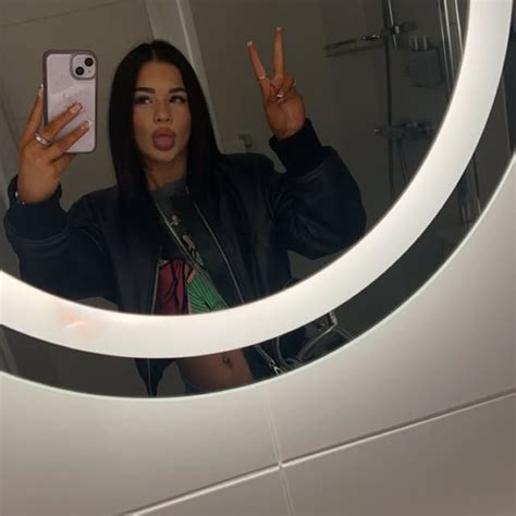 Olivia 🫶🏻 Olivia Dunn 21 • Threads Say More