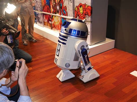Remote Controlled R2 D2 Mini Fridge