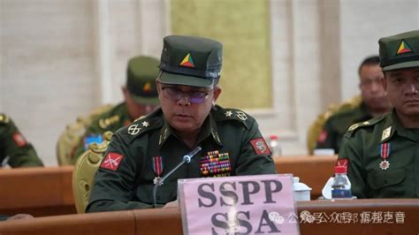 Khit Thit Media စစ်ကောင်စီ တပ်မ ၄၄ ၊ တပ်ရင်း ၁၀၂ မှ အသက် ၁၇ နှစ်အရွယ် စစ်သား အပါ အဝင် စစ်သား ၅