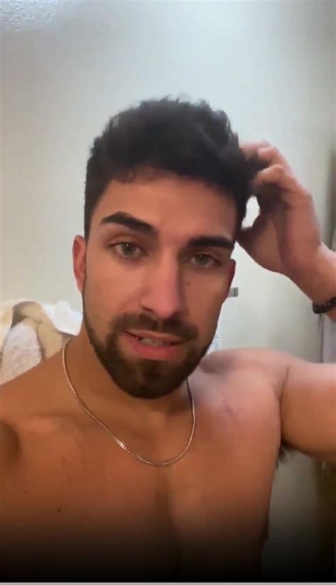 Small Hunk Babe Dick Hunk Shows Off ThisVid Com Small Hunk Babe Dick Hunk Shows Off ThisVid Com