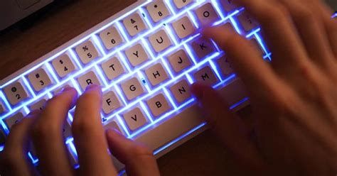 State Lawmakers Unanimously Pass New Cyber Flashing Law Cbs San