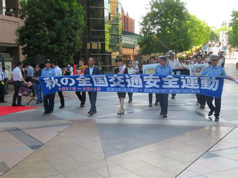 紺野彩夏、渋谷警察署の一日署長「正義の味方で気分良い」人気の仮面ライダージオウ悪役から一転 芸能写真ニュース 日刊スポーツ