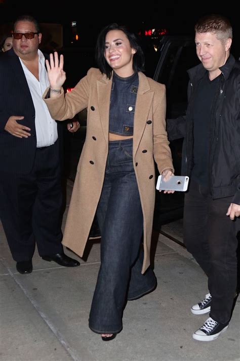 Demi Lovato Fashion Style Photo