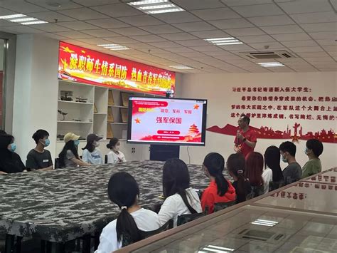 旅游协会：红色军事徽章讲解活动 滁州职业技术学院 共青团