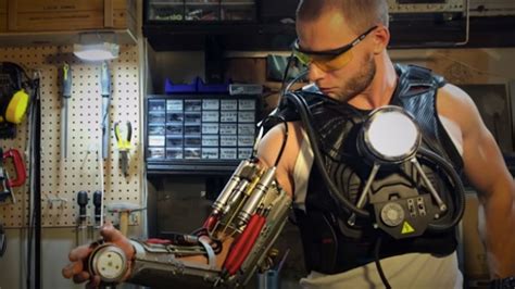Exoskeleton Uses Hydrogen To Power Artificial Muscles Ie