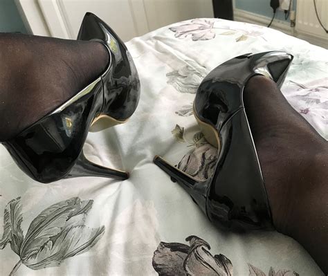 Black Tights And Heels Close Up 27 Pics Xhamster