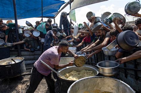 Israel Allows Some Aid Into Gaza After U S Threatens To Withhold