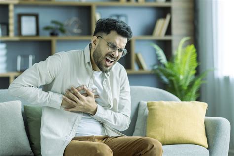 Dolor En El Pecho Conoce Las Posibles Razones