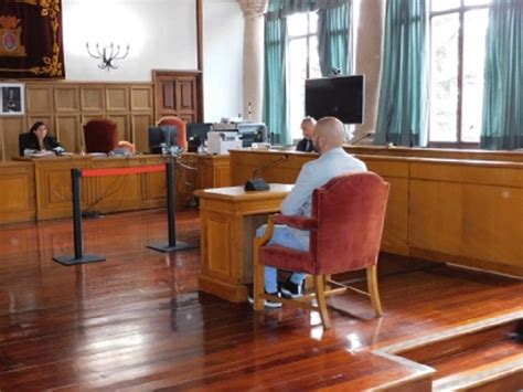 Condenan A Un Año De Cárcel Al Sujeto Que Golpeó A Su Esposa Mientras