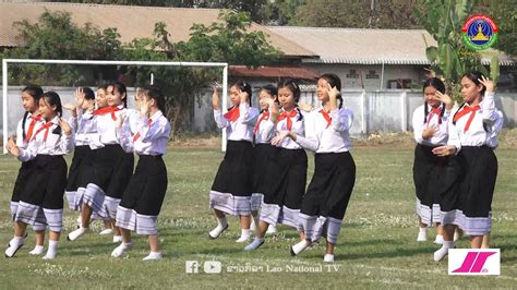 ບົດຟ້ອນ ຂັນໝາກເບັງ ໂຮງຮຽນ ມສ ຮຸ່ງເຮືອງ ໃນພິທີເປີດການແຂ່ງຂັນກິລາປະຈຳປີ