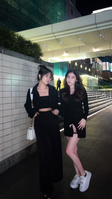 Pin Oleh Salsabilla Pramono Di Fweenn Di 2024 Gadis Gadis Cantik