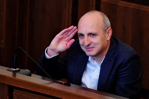 ახლაც ზუსტად ისევე გავიმარჯვებთ როგორც მაშინ რას წერს ვანო