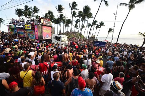 Furdunço leva mais de 50 atrações para a Barra neste domingo 4