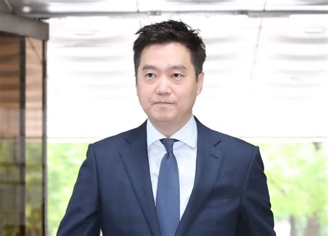 “유흥업소에 여대생 있어”‘가세연 발언에 “대학 본부 차원 대응” 이투데이