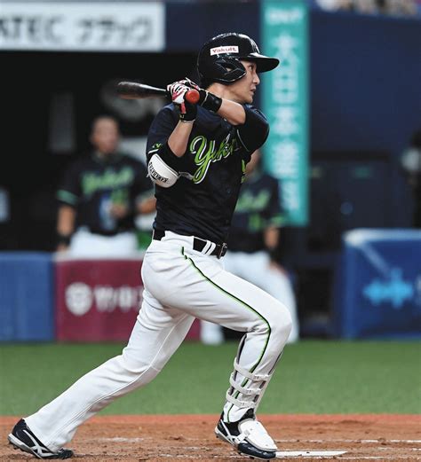 【ヤクルト】「代打職人」川端の仕事がかすむマクガフ抑えきれず痛恨ドロー：中日スポーツ・東京中日スポーツ