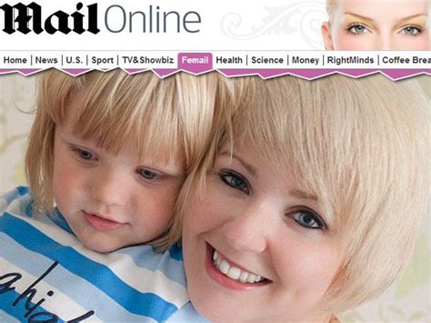 Mãe de autista se emociona ao ver filho falar pela 1ª vez Site